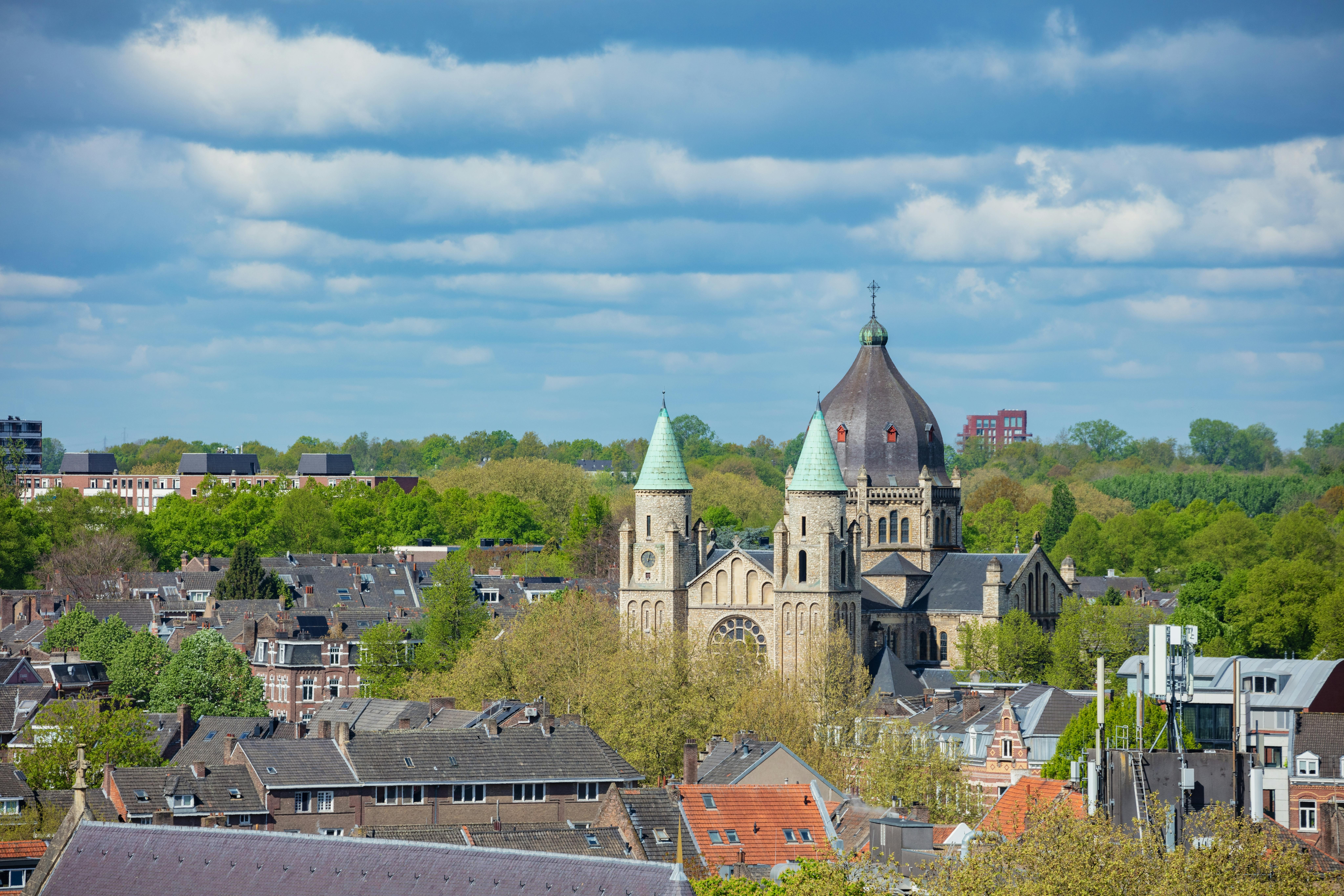 Best Universities in the Netherlands in 2024 - Mastersportal.com